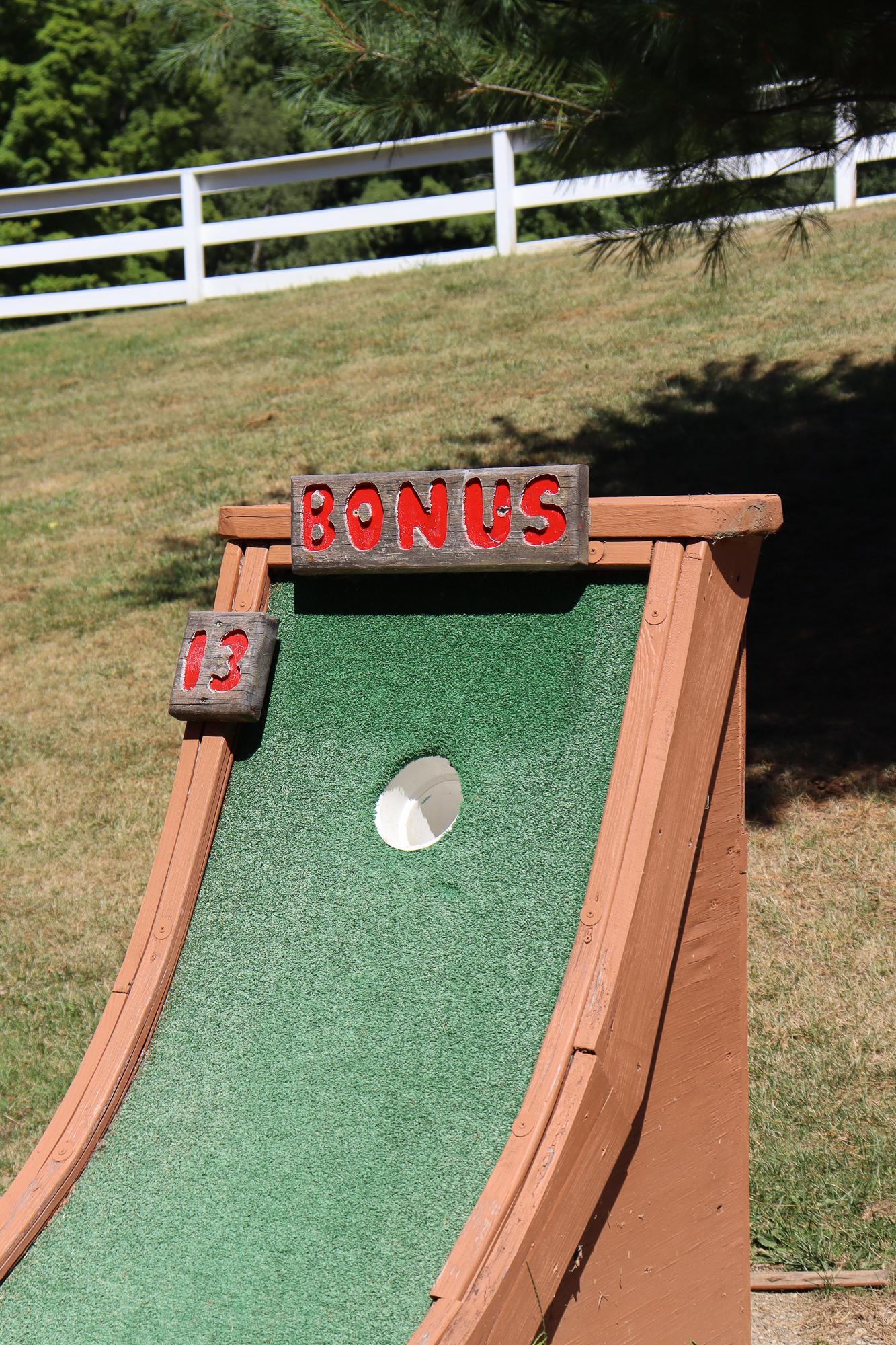 Mini Golf Course | Mini Golf Camp | Camp Pontiac